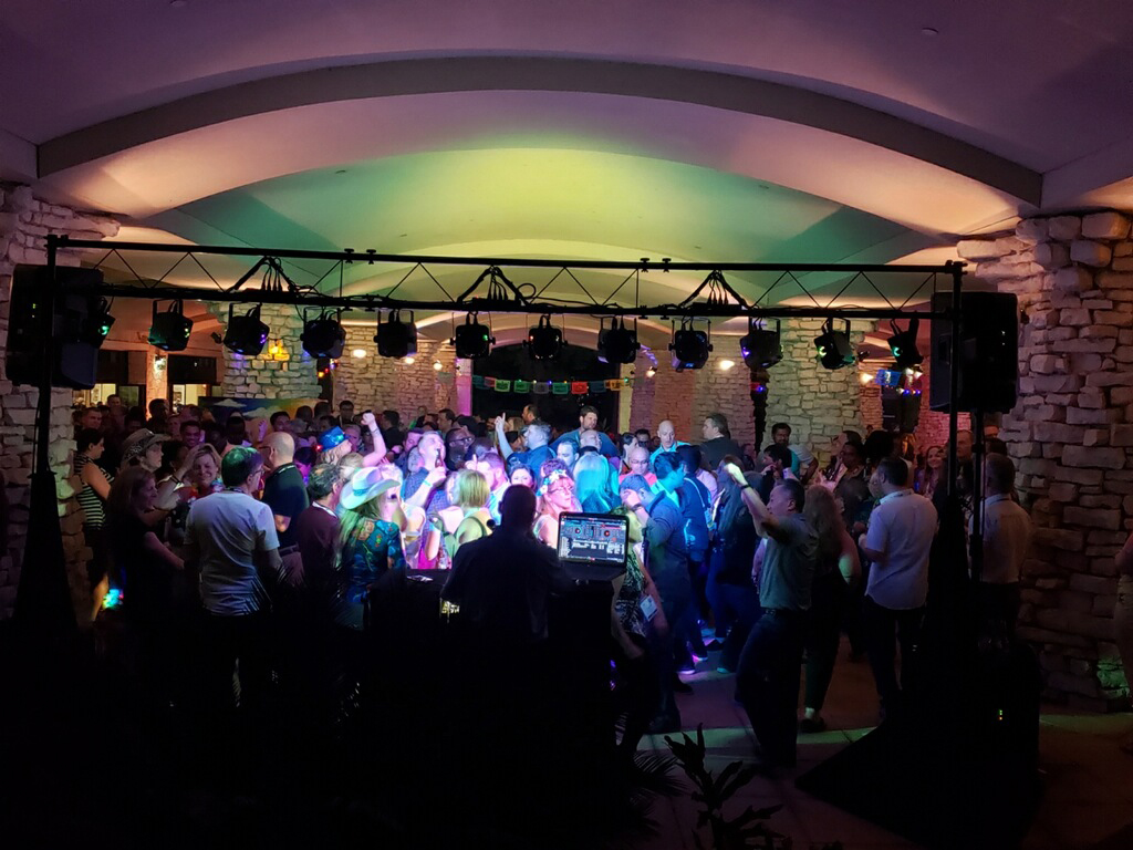 5 Questions in 5 Minutes: Future Sounds DJ – Texas Weddings