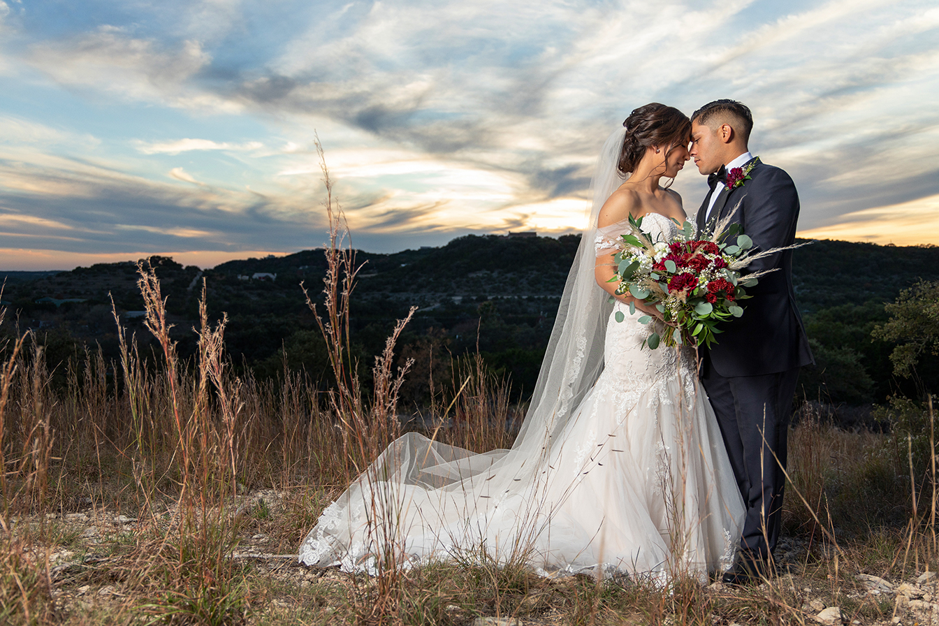 Stay In Focus With Limelight Photography – Texas Weddings